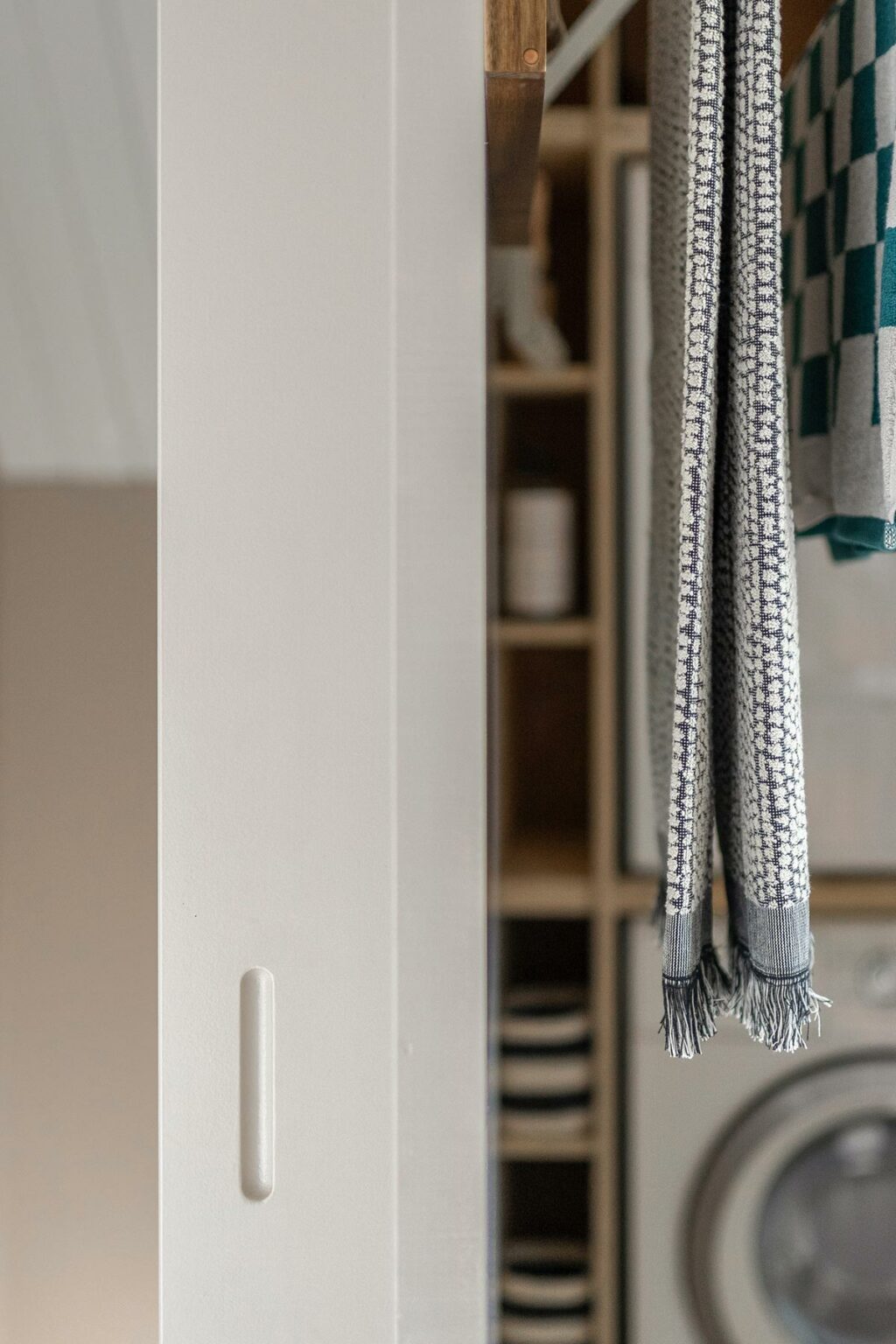 DIY waskast op de overloop