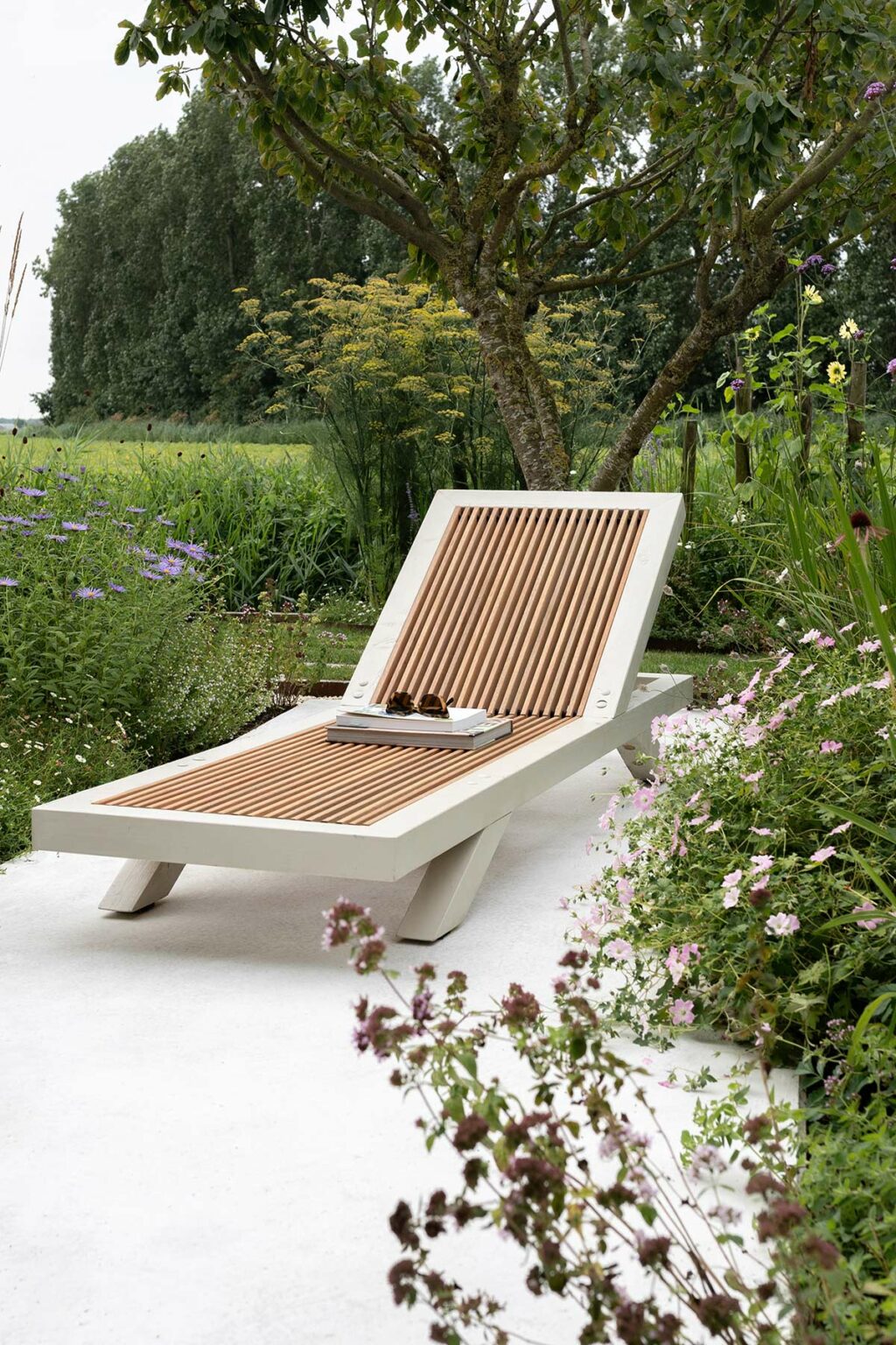 DIY ligbed voor in de tuin